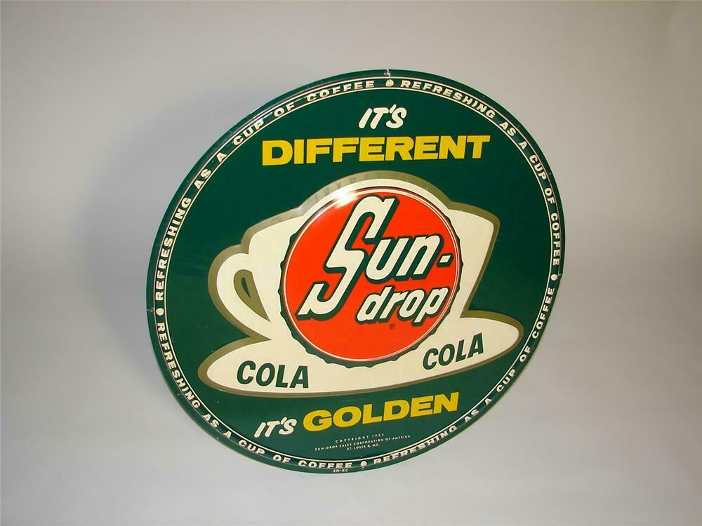 Uncommon N.O.S. 1954 Sun-Drop Cola embossed tin button sign w