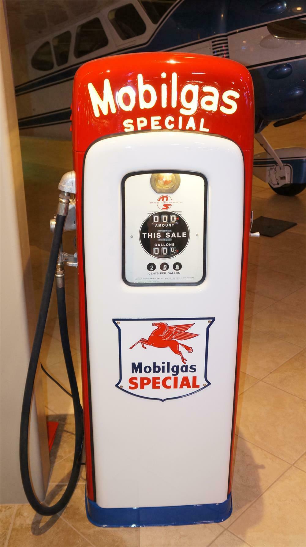 Late 1940's Mobil Gas special lighted script top M/S 80 resto