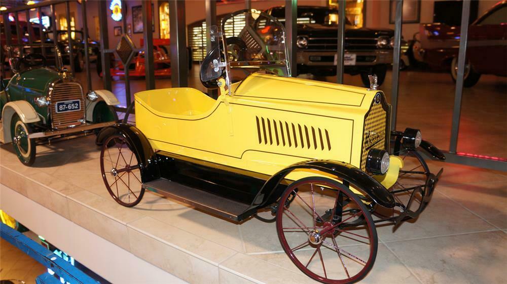 Exceptional restored 1919 Packard Six pedal car by Gendron.