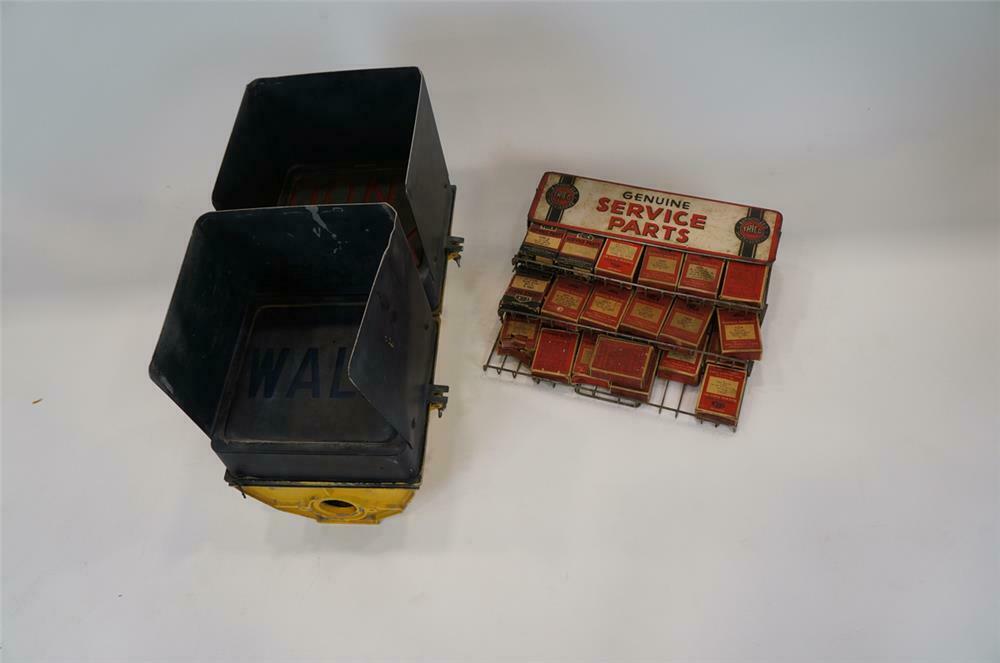 Addendum Item - Lot consisting of a traffic pedestrian light