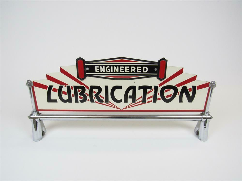 Stylish Engineered Lubrication single-sided tin sign with chr