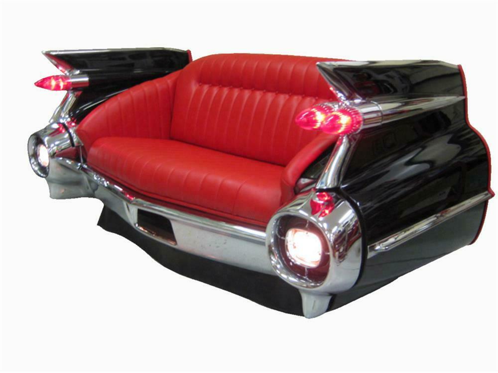 Phenomenal restoration of an authentic 1959 Cadillac rear end