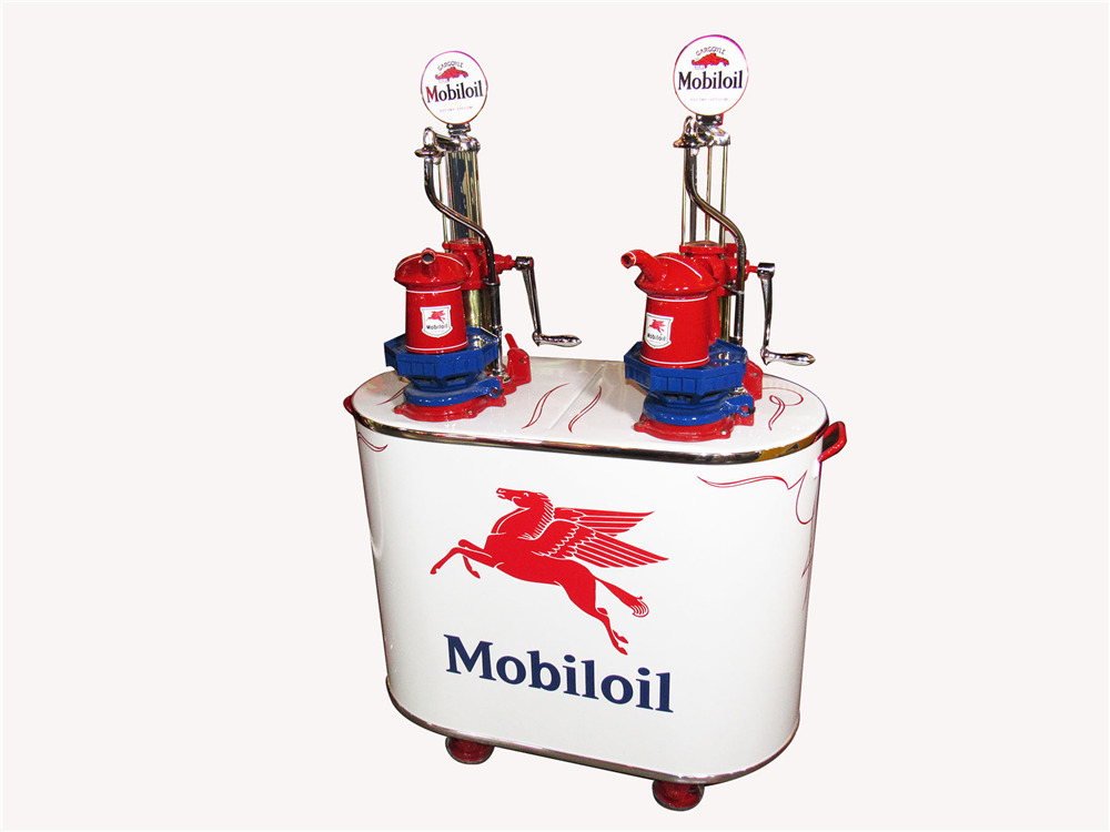 CIRCA 1920S MOBIL OIL RESTORED FILLING STATION OIL LUBESTER
