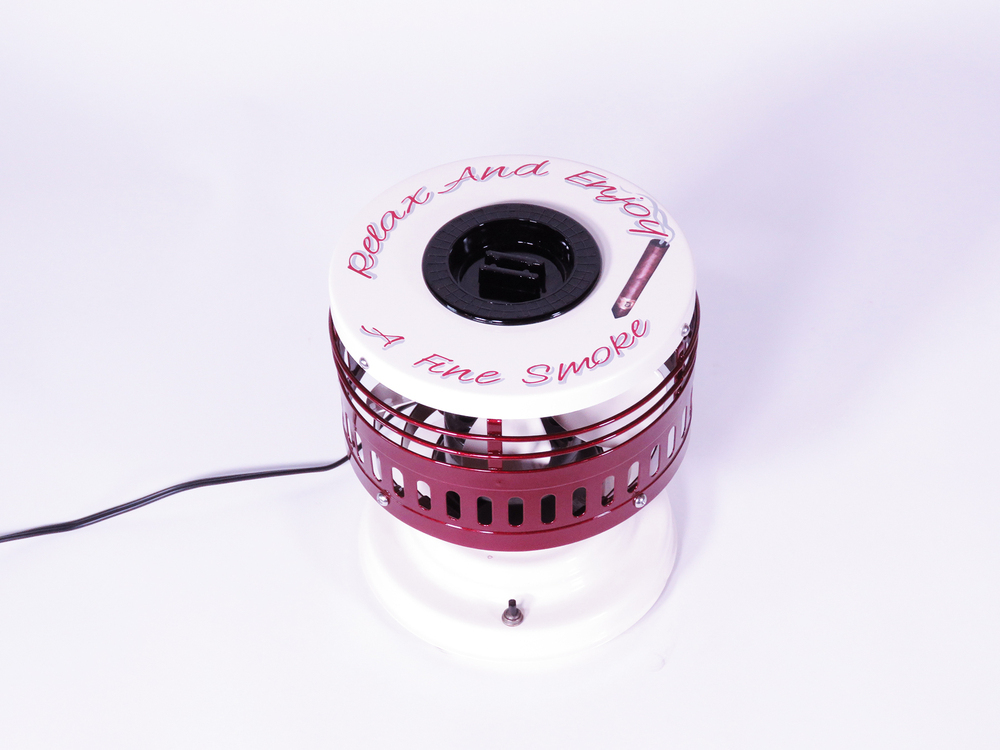 1930S CIGAR STORE SMOKE FAN ASHTRAY