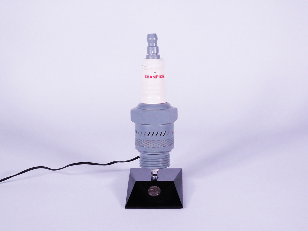 EARLY 1950S CHAMPION SPARK PLUGS RADIO