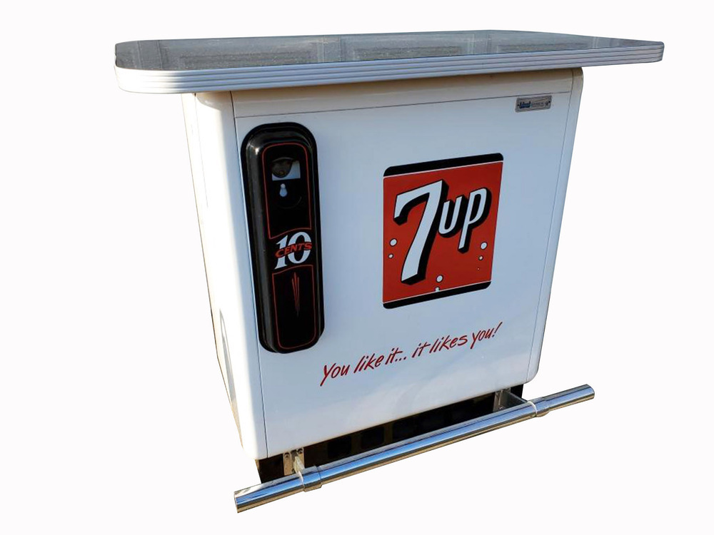 1950S 7-UP BAR MADE FROM AN ORIGINAL BOTTLE COOLER