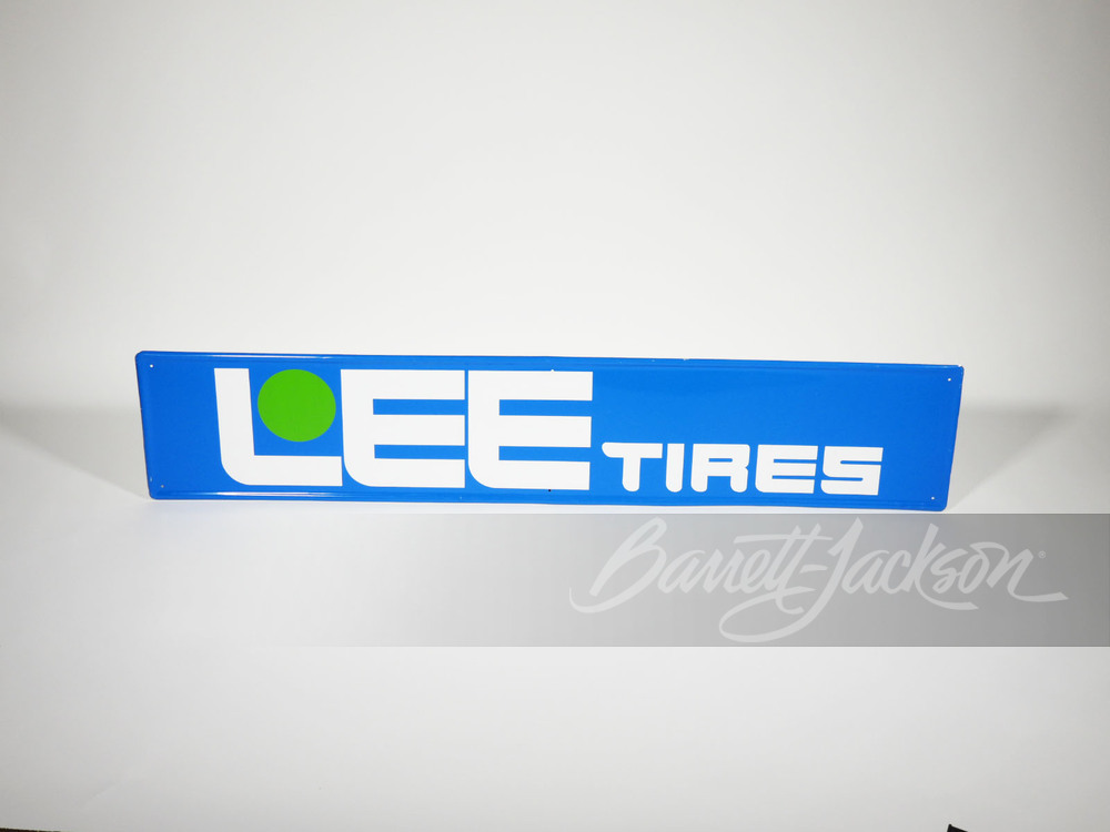VINTAGE LEE TIRES TIN SIGN