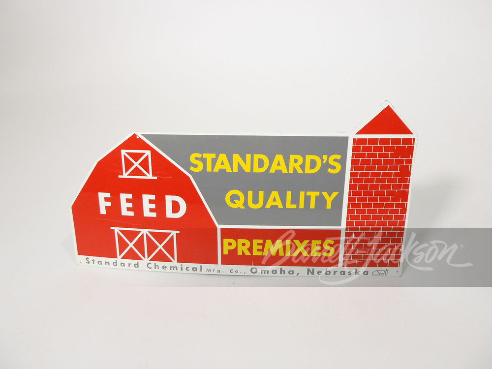 1950S STANDARD QUALITY FEED TIN SIGN