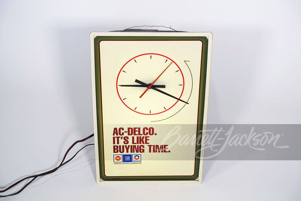 1970S AC DELCO CHEVROLET DEALERSHIP LIGHT-UP CLOCK