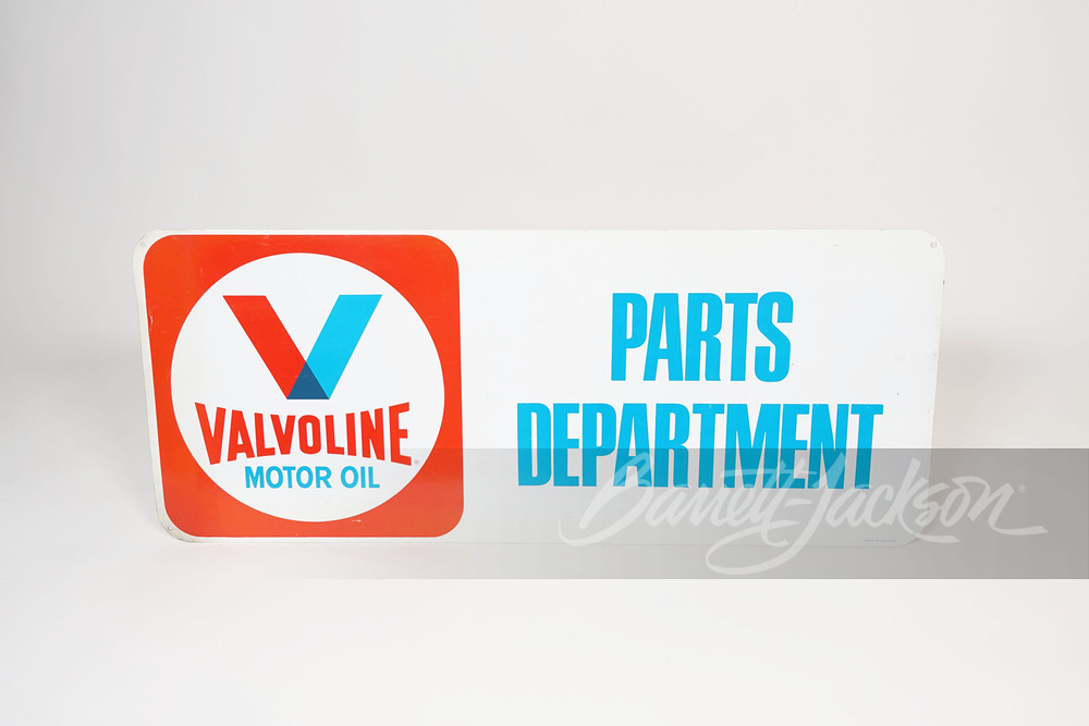 LATE 1960S-EARLY '70S VALVOLINE MOTOR OIL EMBOSSED TIN SIGN