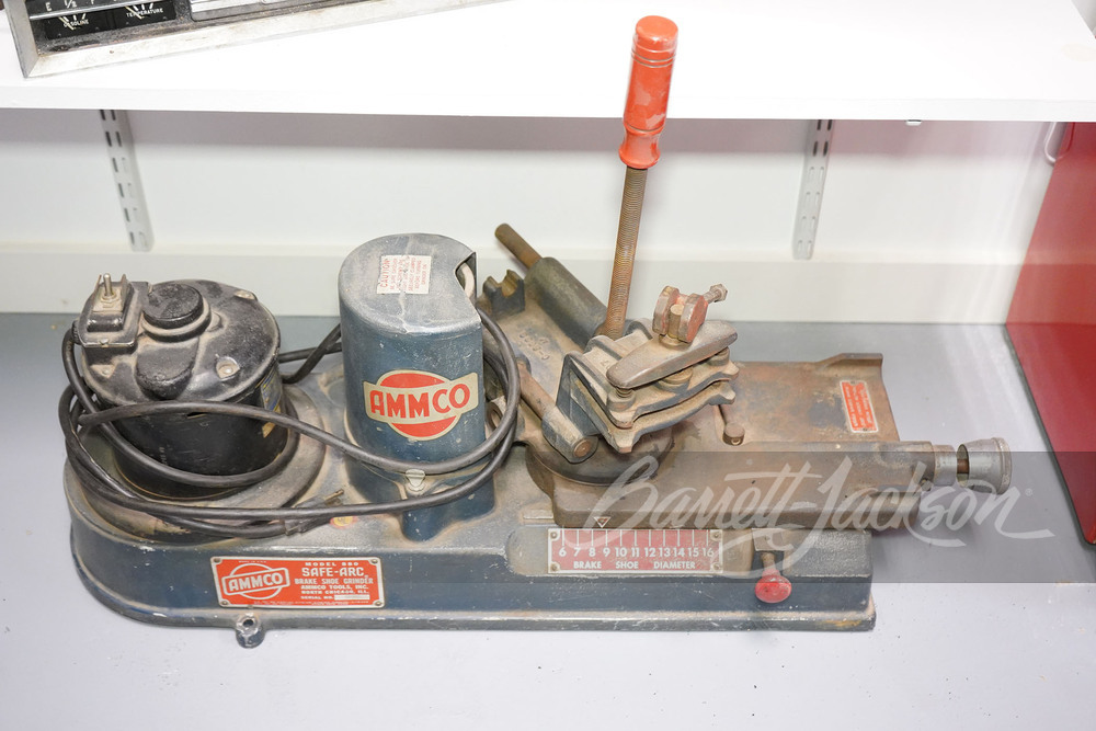 CIRCA 1950S SERVICE DEPARTMENT AMMCO SAFE-ARC COUNTERTOP BRAK