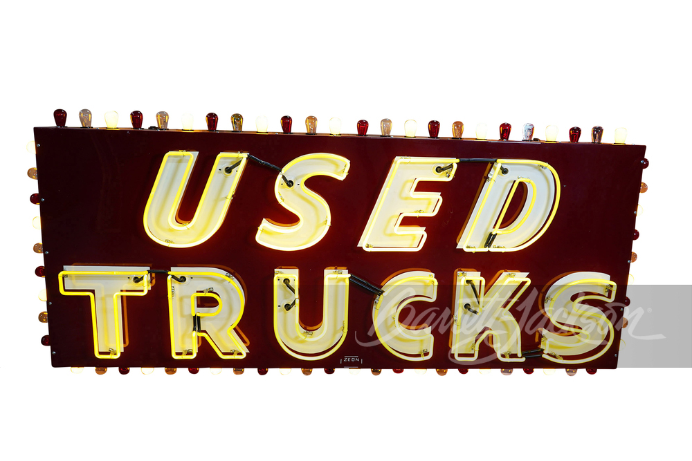 1950S USED TRUCKS NEON PORCELAIN SIGN WITH ANIMATED LIGHTBULB
