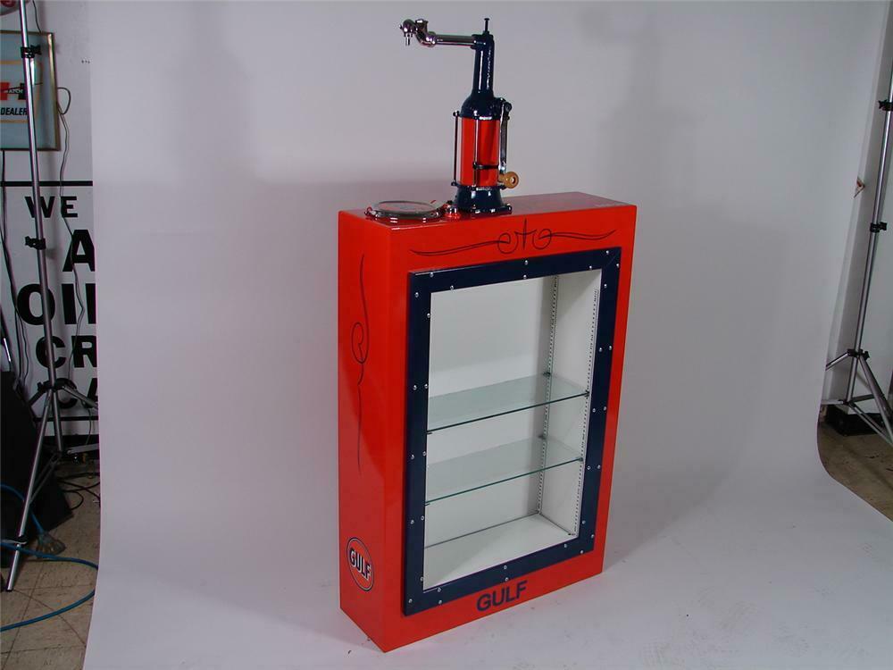 Gulf Service Station 60 gallon oil lubester