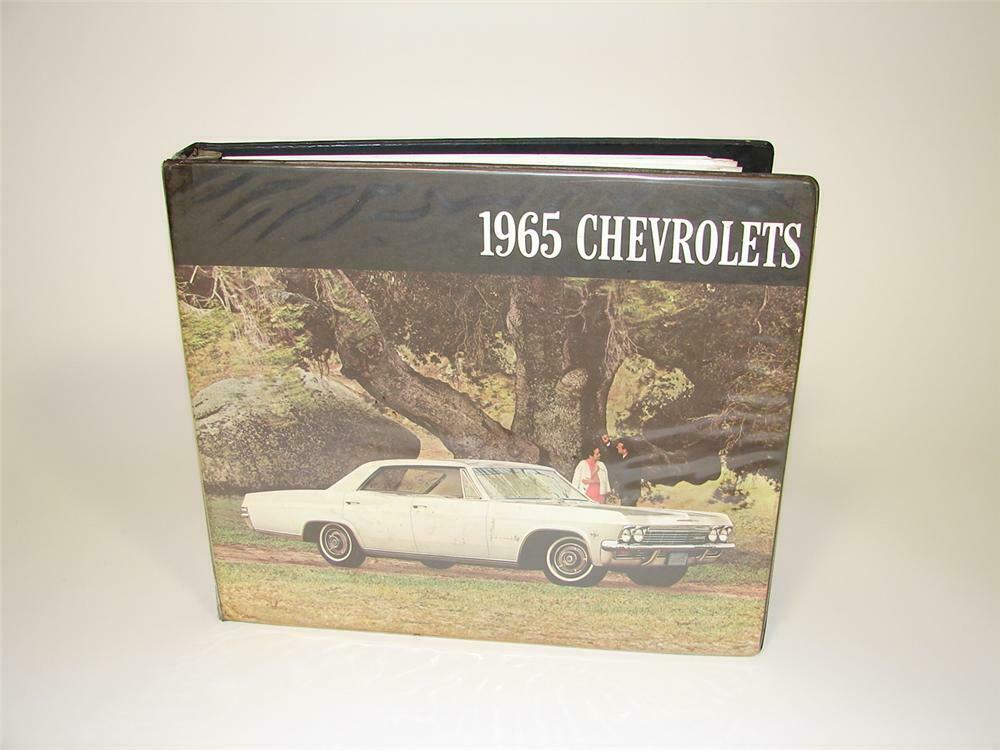 1965 Chevrolet showroom sales dealer catalog.