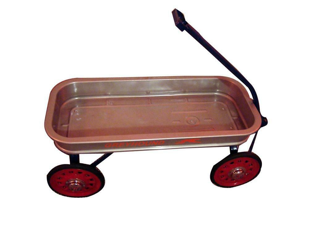 Sharp 1940s restored Hamilton 'Greyhound Wagon'.