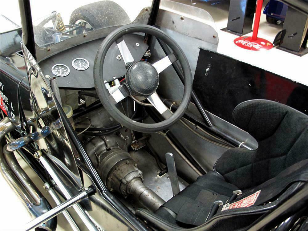 1980 STANTON SPRINT CAR - Interior - 101712