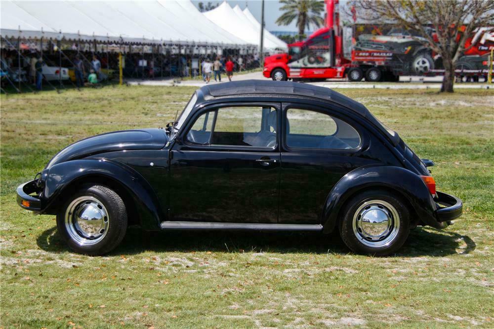 1997 VOLKSWAGEN BEETLE 2 DOOR COUPE - Side Profile - 107973