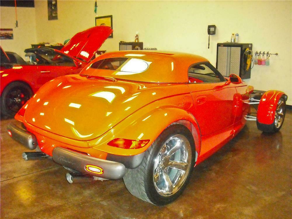 1999 PLYMOUTH PROWLER CUSTOM ROADSTER - Rear 3/4 - 112698