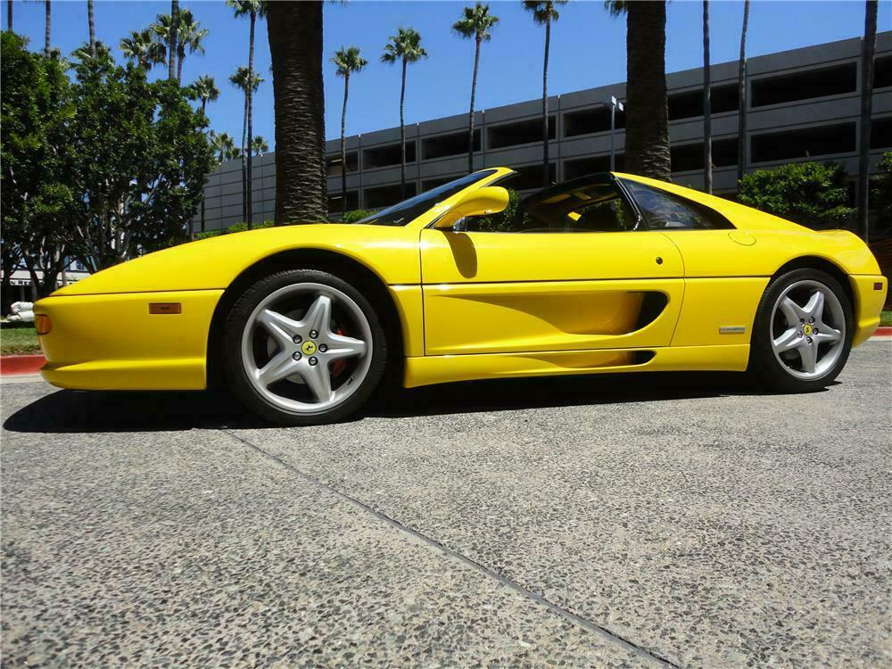 1998 FERRARI F-355 GTS COUPE - Front 3/4 - 112819