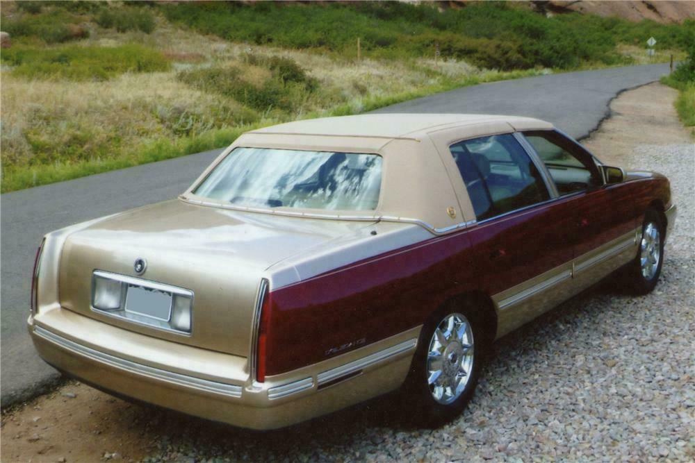 1998 CADILLAC DE VILLE CUSTOM 4 DOOR SEDAN - Rear 3/4 - 112839