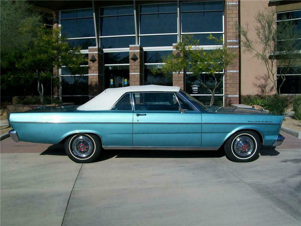 1965 FORD GALAXIE 500 CONVERTIBLE - Side Profile - 112888