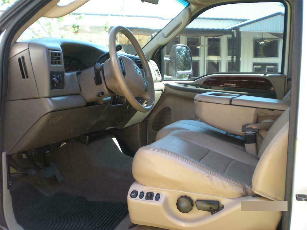 2003 FORD F-250 CUSTOM 4X4 PICKUP - Engine - 113083