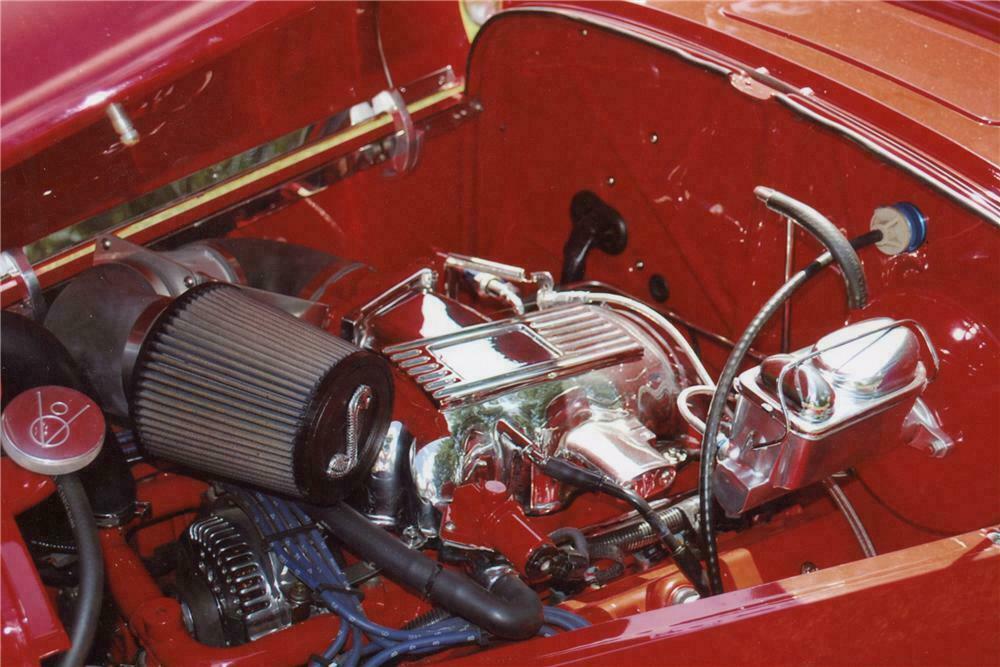 1932 FORD B-400 CUSTOM CONVERTIBLE - Engine - 116142