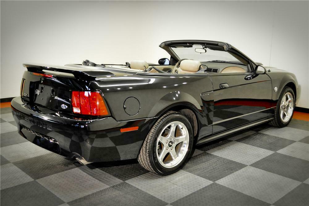 2004 FORD MUSTANG GT CONVERTIBLE - Rear 3/4 - 117081