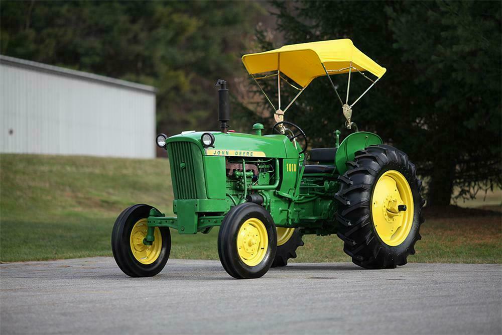 1964 JOHN DEERE 1010 TRACTOR 1964 JOHN DEERE 1010 TRACTOR