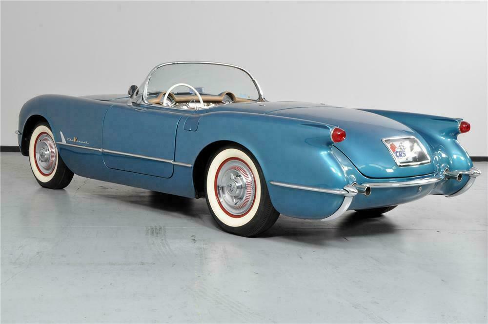 1955 CHEVROLET CORVETTE ROADSTER - Rear 3/4 - 117654