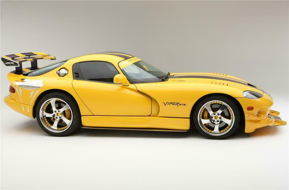 2001 DODGE VIPER GTS CUSTOM 2 DOOR COUPE - Side Profile - 130240