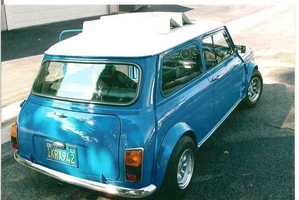 1969 AUSTIN MINI COOPER CUSTOM 2 DOOR COUPE - Rear 3/4 - 130405