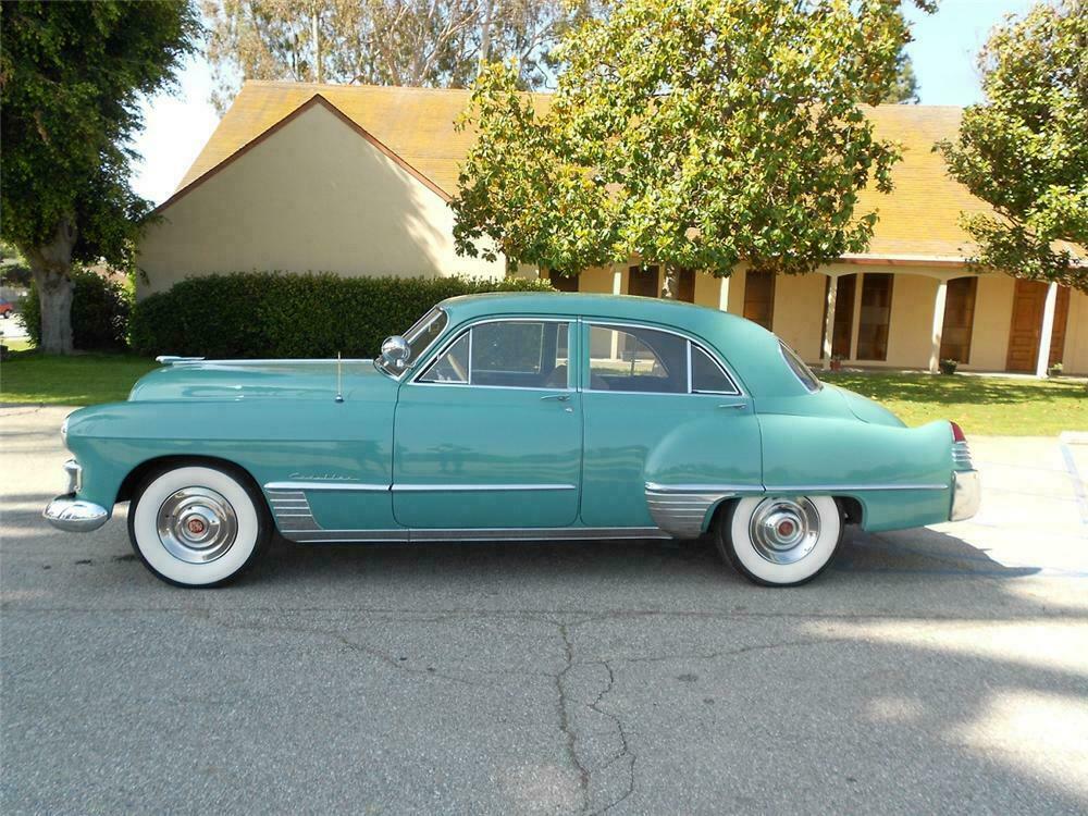 1948 CADILLAC SERIES 62 4 DOOR SEDAN - Front 3/4 - 131042