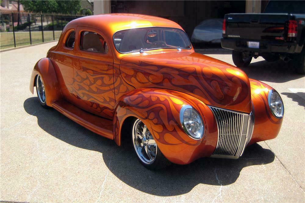 1939 FORD CUSTOM DELUXE 2 DOOR COUPE