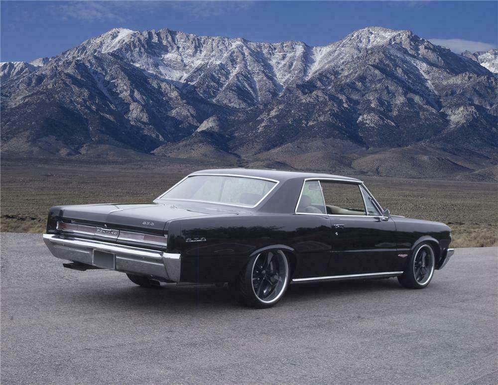 1964 PONTIAC GTO CUSTOM 2 DOOR - Rear 3/4 - 133007