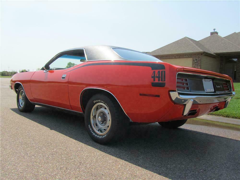 1970 PLYMOUTH CUDA 2 DOOR HARDTOP - Rear 3/4 - 133489