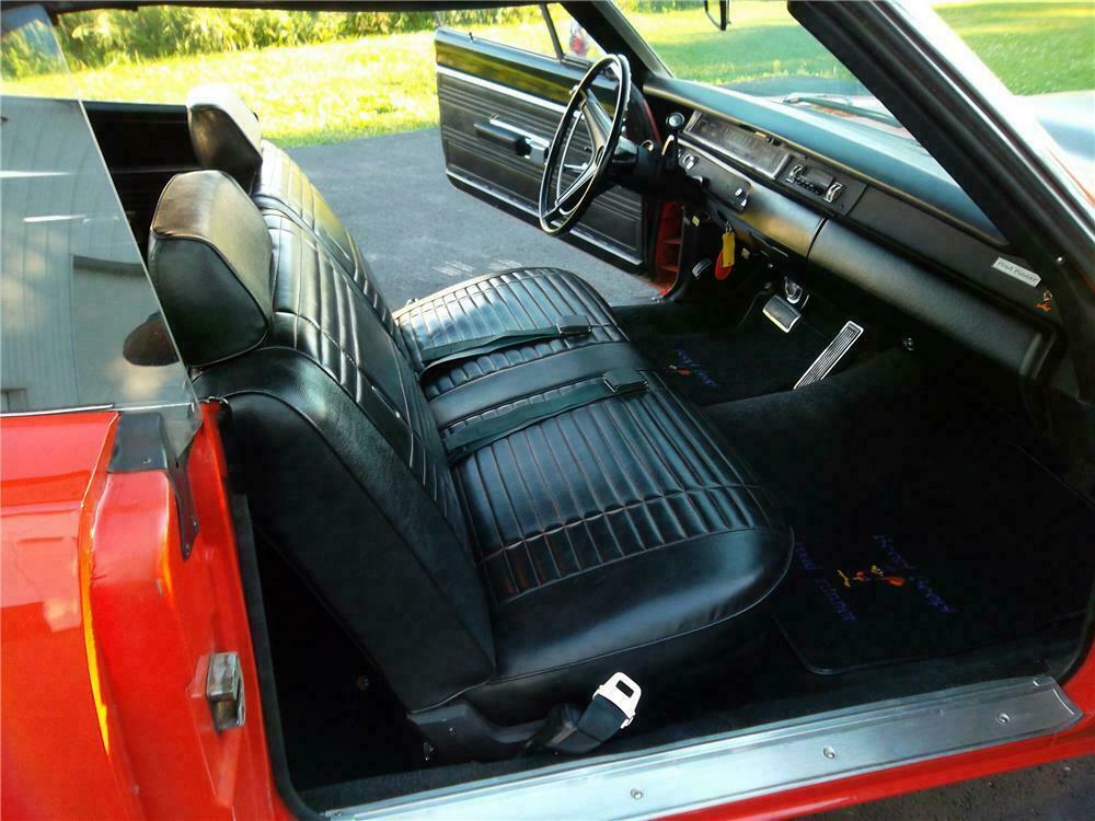 1969 PLYMOUTH ROAD RUNNER 2 DOOR HARDTOP - Interior - 137667