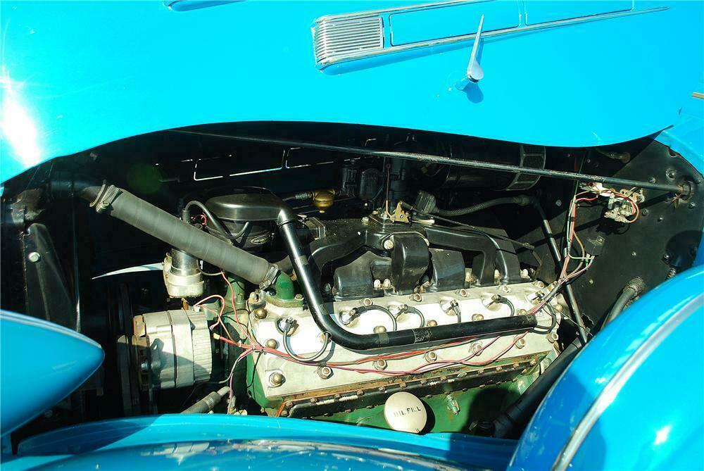 1937 PACKARD 12 LIMOUSINE - Engine - 137716