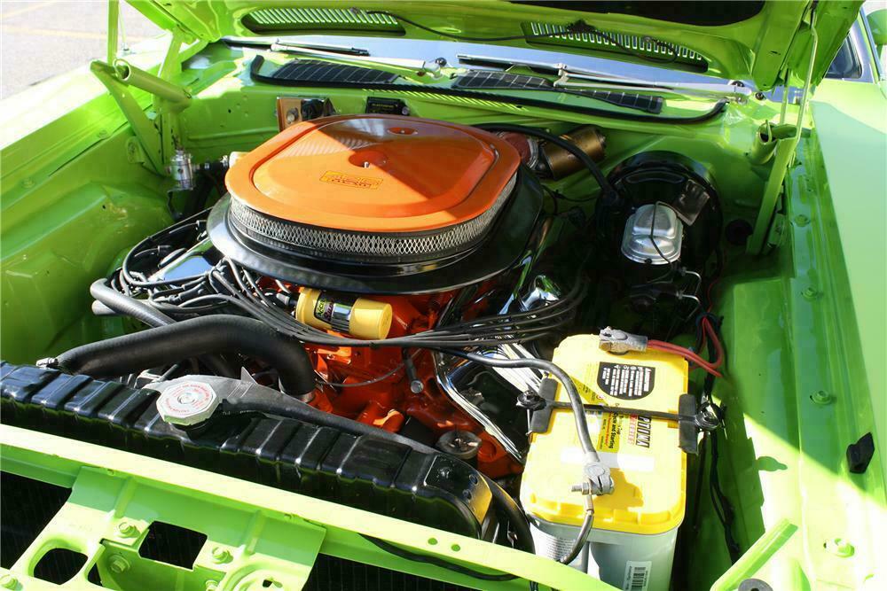1970 PLYMOUTH BARRACUDA HEMI CUDA RE-CREATION - Engine - 137848