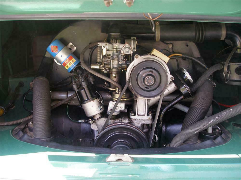 1965 VOLKSWAGEN BUS SUNDIAL CAMPER - Engine - 138222
