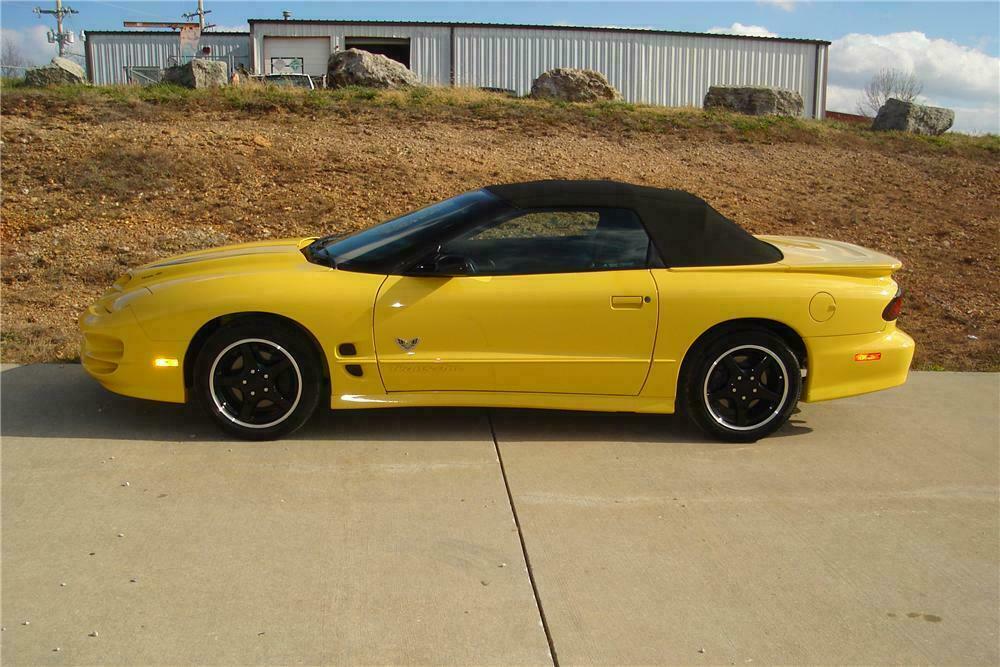 2002 PONTIAC FIREBIRD TRANS AM CONVERTIBLE - Side Profile - 138261