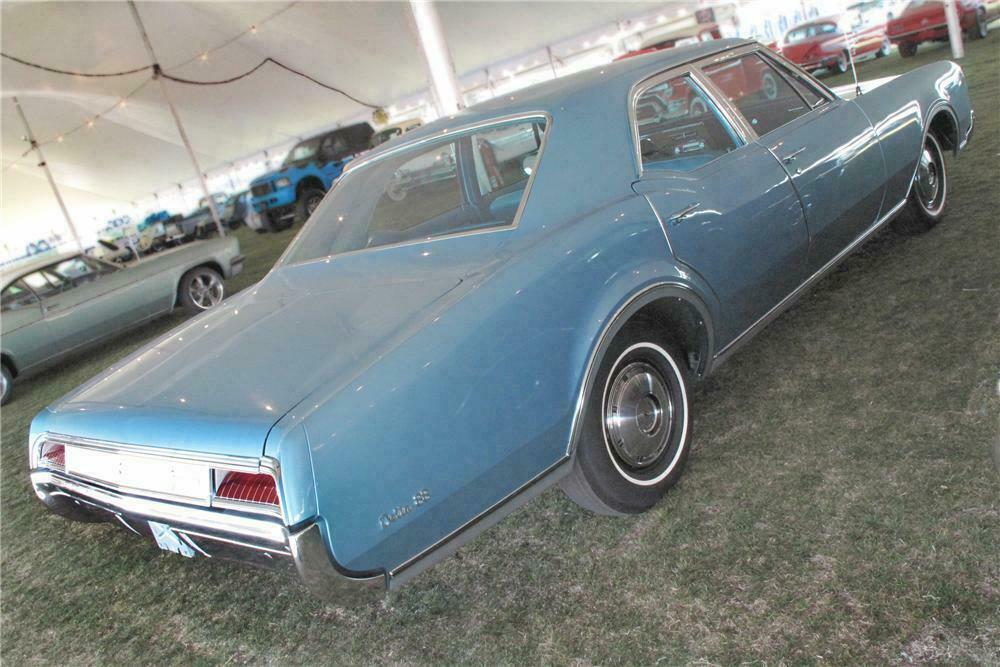 1967 OLDSMOBILE 88 4 DOOR SEDAN - Rear 3/4 - 138582