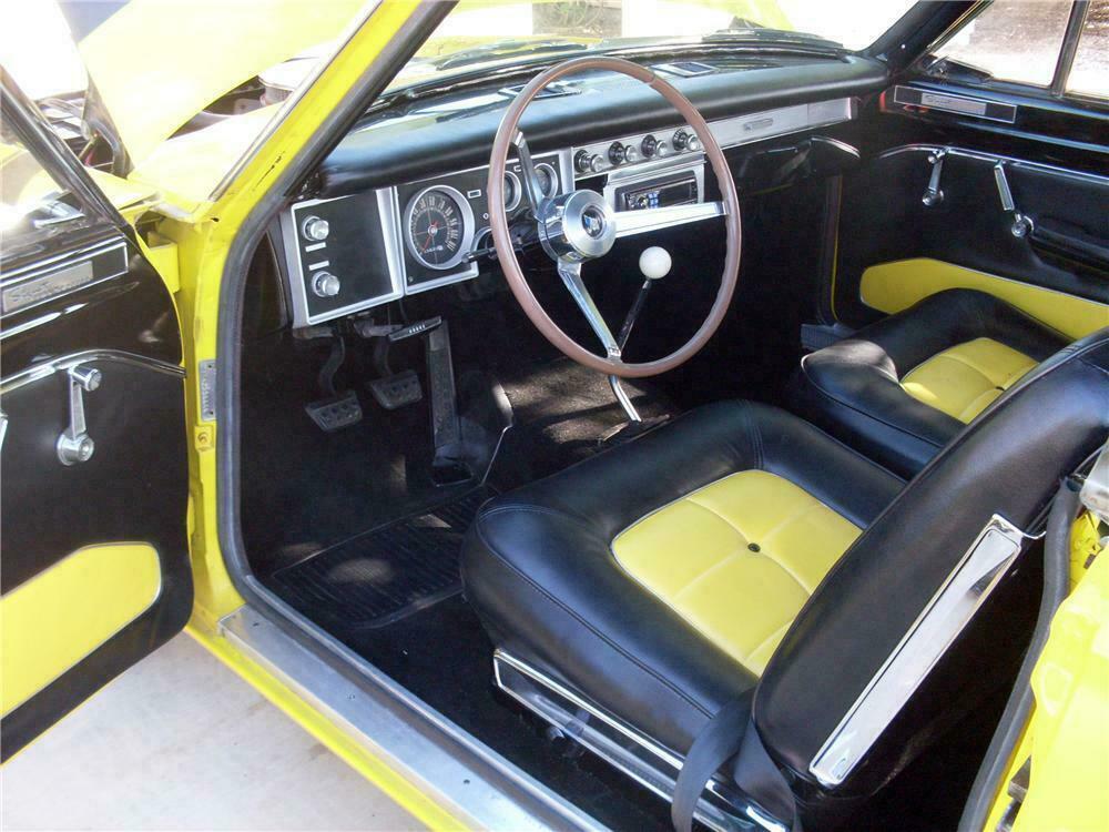 1964 PLYMOUTH VALIANT CUSTOM 2 DOOR - Interior - 139028