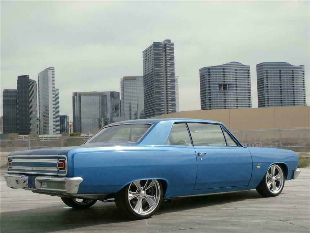 1965 CHEVROLET CHEVELLE MALIBU CUSTOM 2 DOOR COUPE - Rear 3/4 - 139040