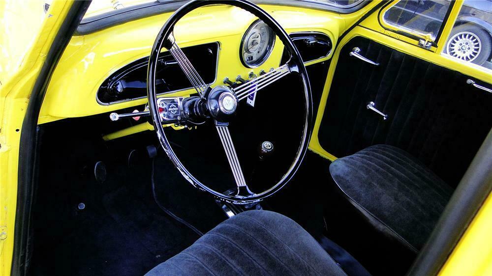1960 MORRIS MINOR PICKUP - Interior - 139128