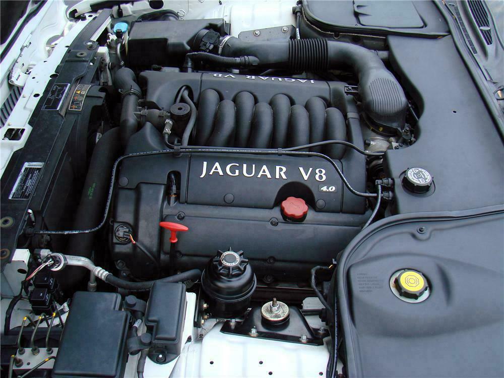 1999 JAGUAR XJ8 VANDEN PLAS SEDAN - Engine - 151376
