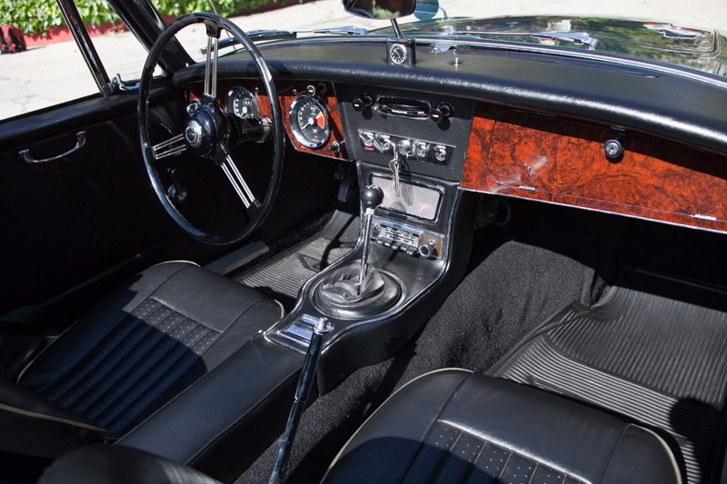 1967 AUSTIN-HEALEY 3000 MARK III BJ8 CONVERTIBLE - Interior - 151993