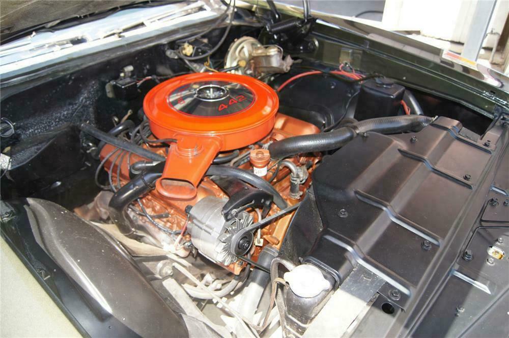 1968 OLDSMOBILE 442 CONVERTIBLE - Engine - 152131