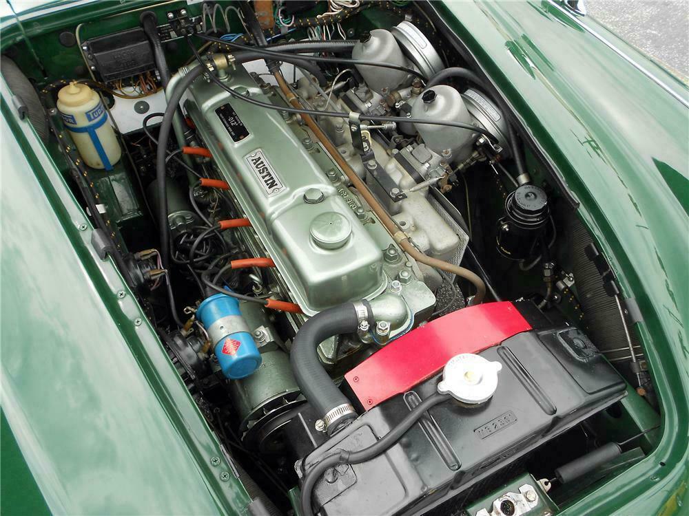 1967 AUSTIN-HEALEY BJ8 CONVERTIBLE - Engine - 152161