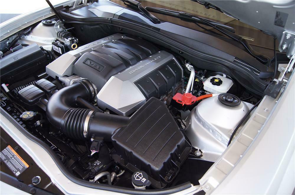 2010 CHEVROLET CAMARO SS PACE CAR COUPE - Engine - 157650